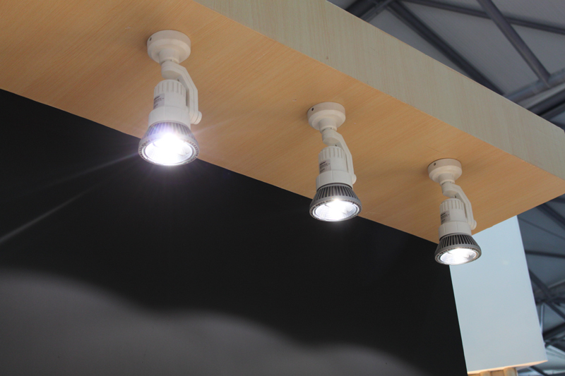 MEGAMAN | Top News | MEGAMAN® LED Commercial Lighting Debuts at C-star 2016